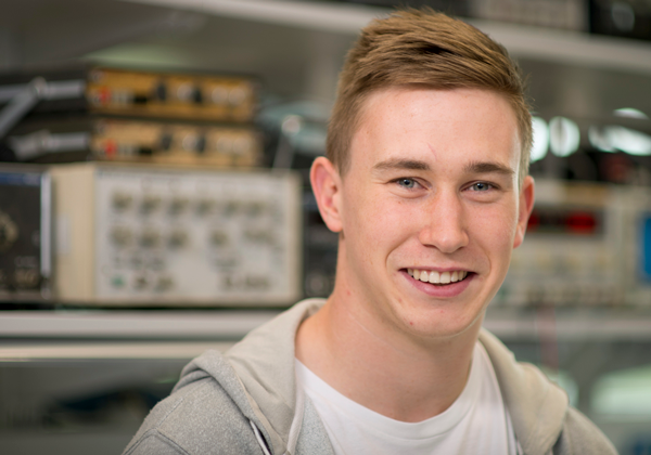 Apprentices complete their training in the LMB Workshops - MRC ...