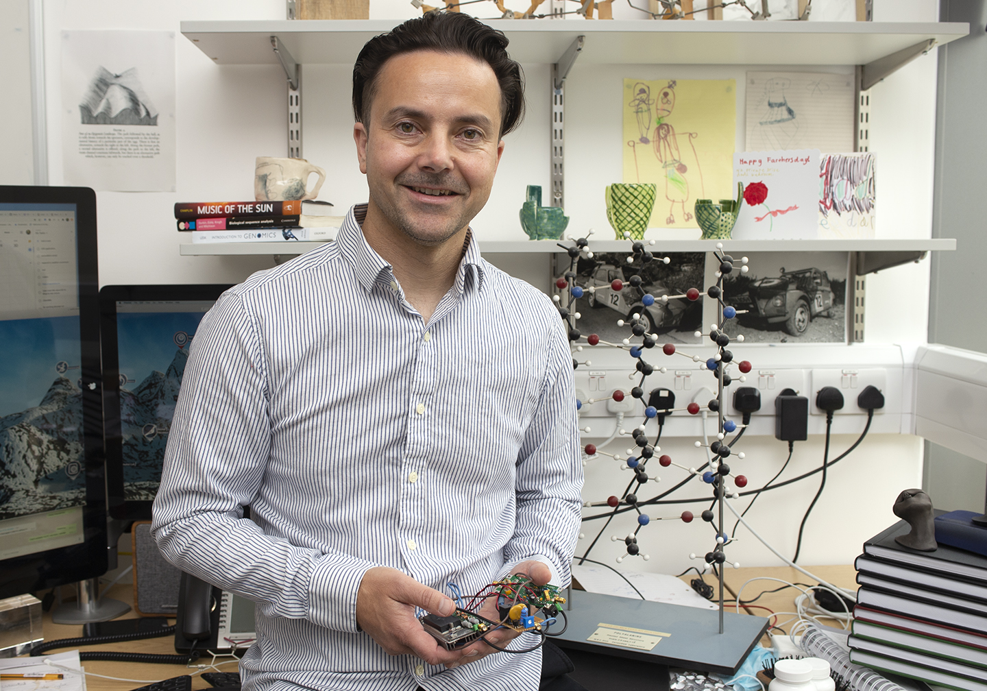 Julian Gough wins Academic Entrepreneur of the Year award - MRC ...