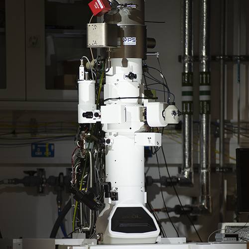 Low energy cryo-EM to widen accessibility for fast and accurate ...